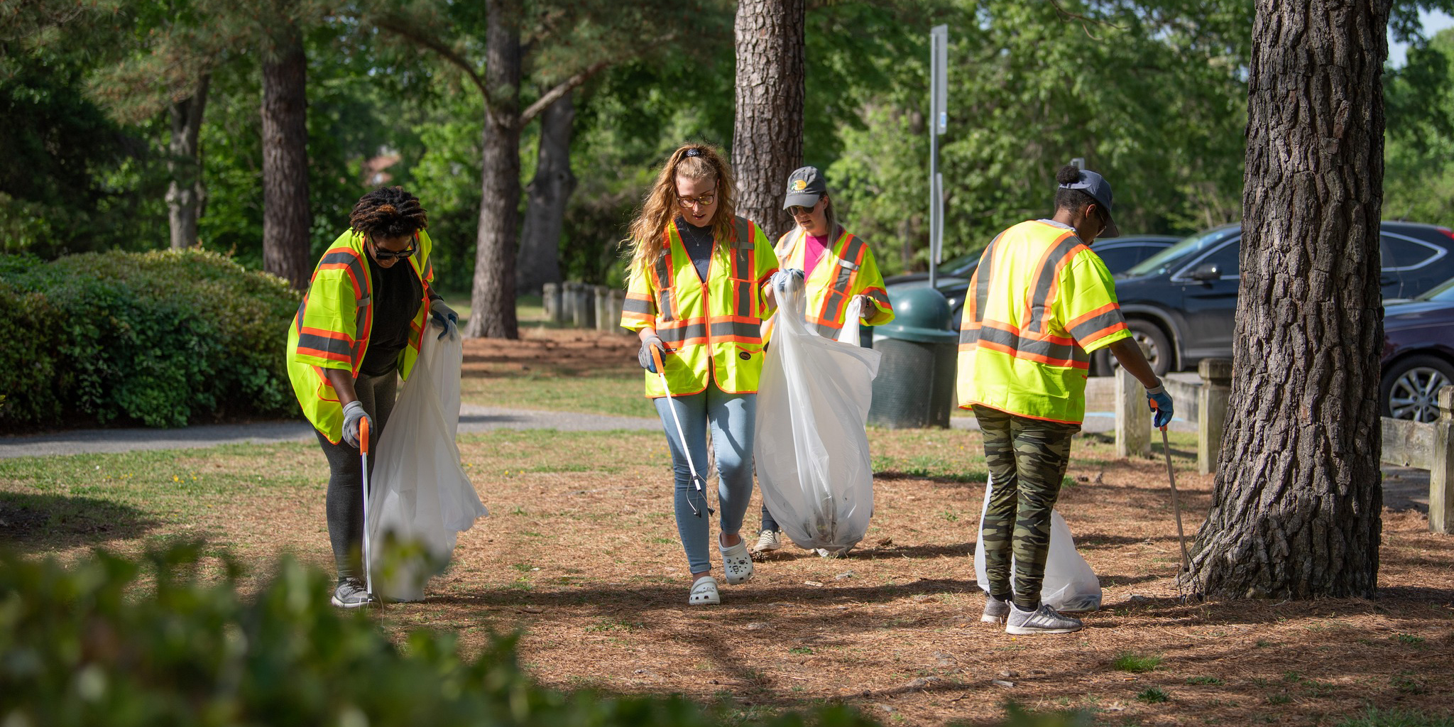 Volunteer for Earth Day Cleanup - NNS TO GO